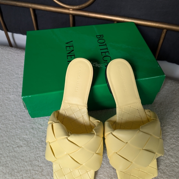 Bottega Veneta | Shoes | Bottega Veneta Yellow Leather Mules With Woven ...